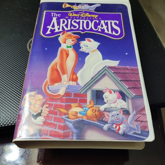 Disney | Media | A Walt Disney Masterpiece The Aristocats Vhs 996 ...